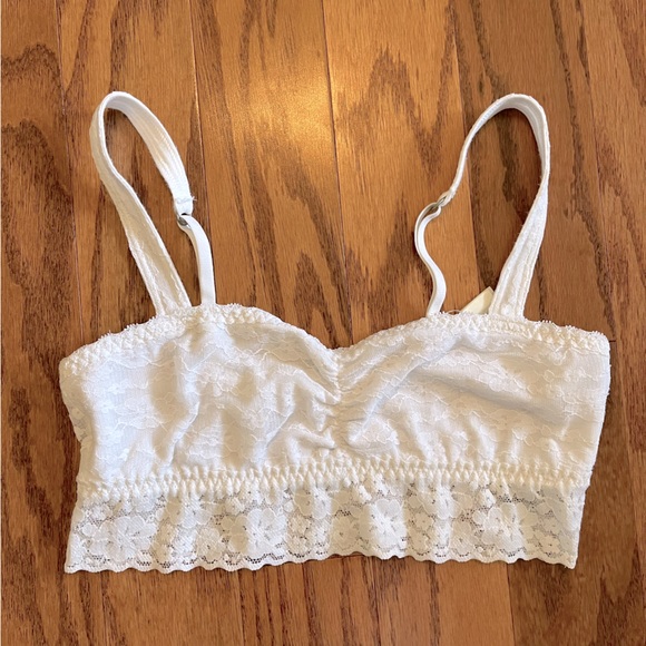 Gilly Hicks | Intimates & Sleepwear | Gilly Hicks White Lace Unlined ...